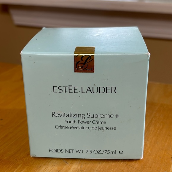 Estee Lauder | Skincare | Este Lauder Revitalizing Supreme Youth Power ...